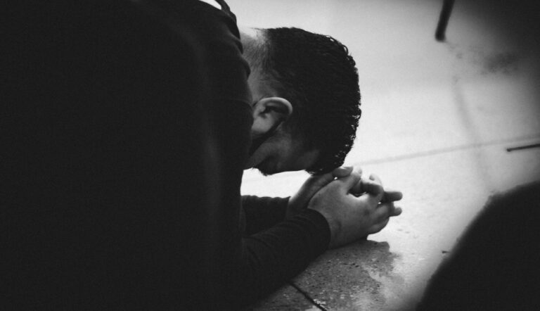 3 Day Esther Fast: How to Seek God's Favor Through Fasting